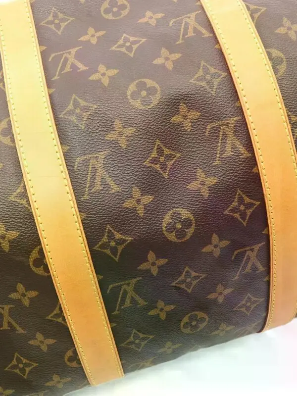 LOUIS VUITTON 50 Keepall Bandoulière Monogram Boston Bag - Brown