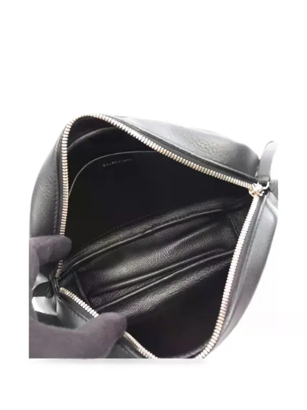 Balenciaga 2000s Everyday Leather Cross Body Bag