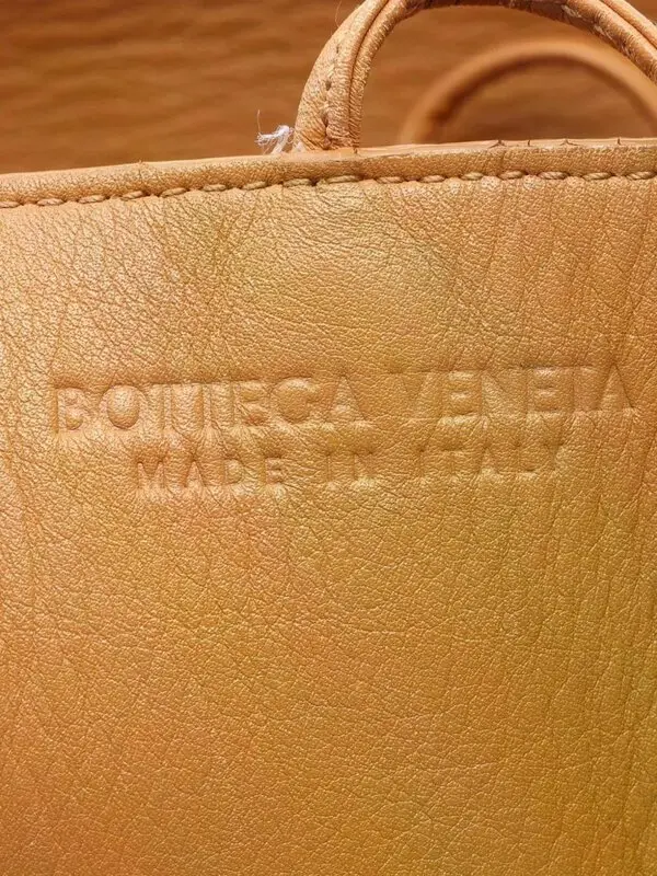 Bottega Veneta 2000s Basket Tote Bag - Neutrals