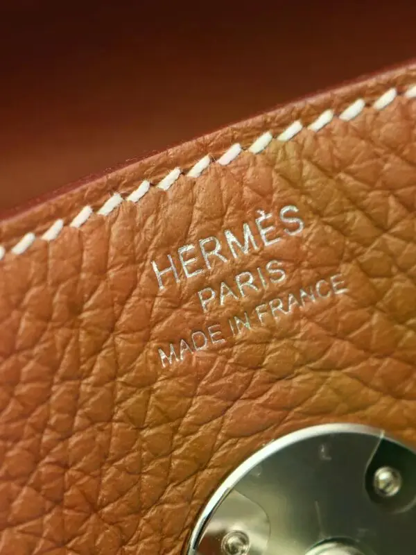Hermès 2024 26 Lindy Shoulder Bag - Brown