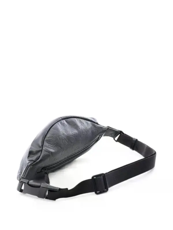 LOUIS VUITTON Discovery Monogram Shadow Belt Bag