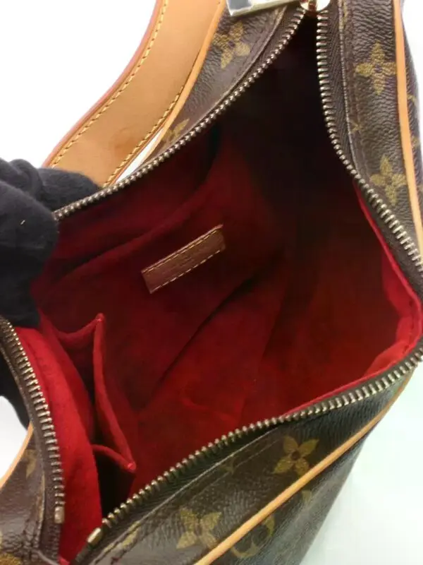 LOUIS VUITTON 2003 Mm Croissant Monogram Shoulder Bag