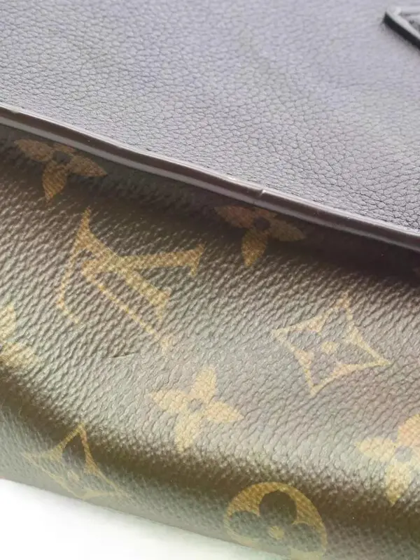 LOUIS VUITTON 2020s Mm On My Side Tote Bag