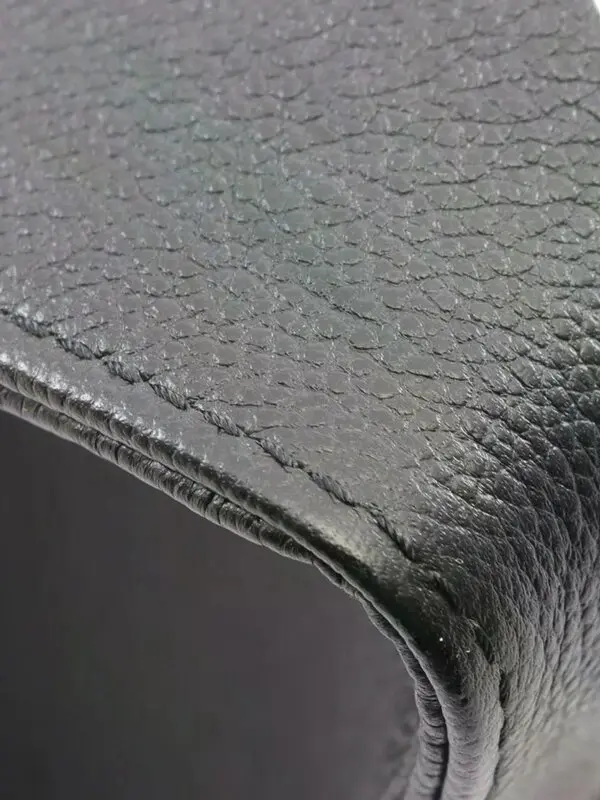 LOUIS VUITTON Onthego Gm Tote Bag - Black