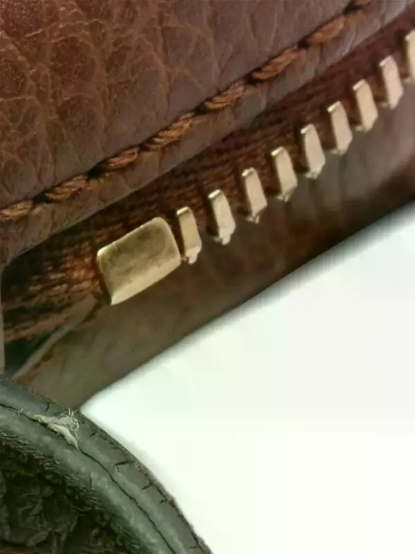 Gucci Gg Canvas Shoulder Bag - Brown