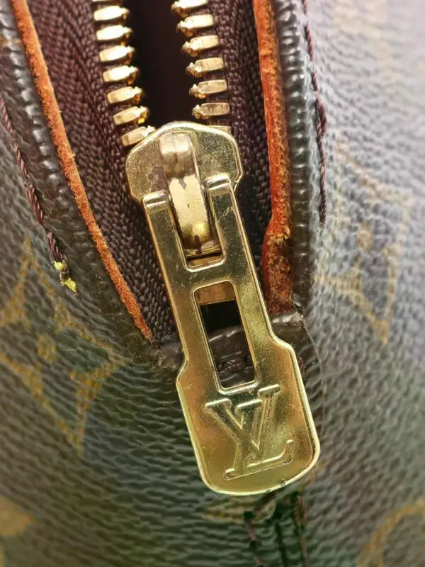 LOUIS VUITTON 1998 Pm Ellipse Handbag
