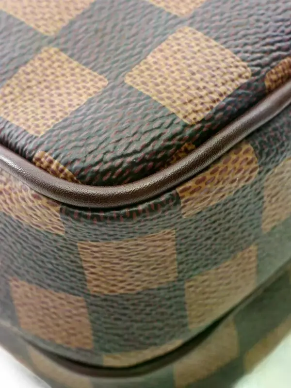 LOUIS VUITTON Amazon Damier Friendship Shoulder Bag