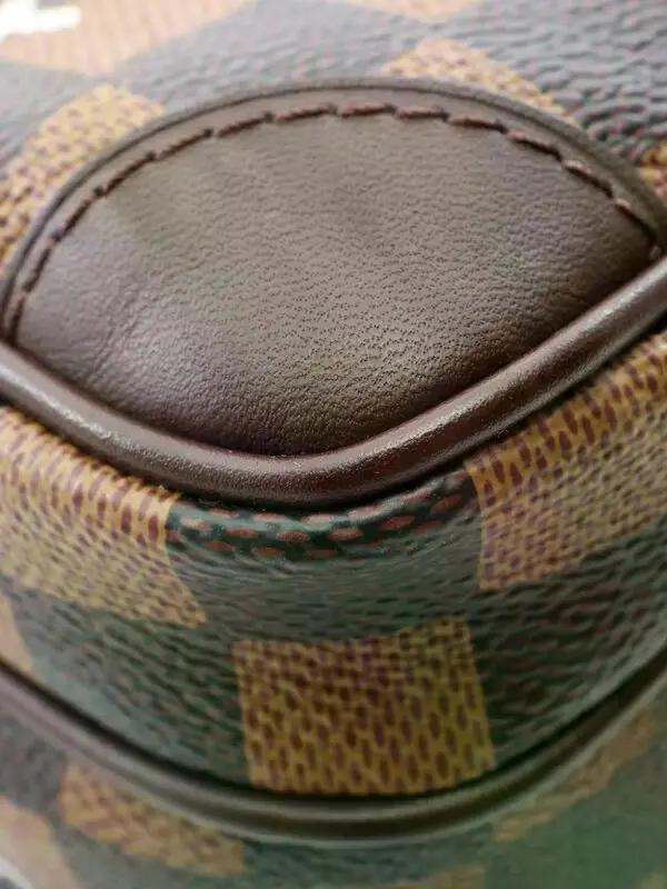 LOUIS VUITTON Amazon Damier Friendship Shoulder Bag