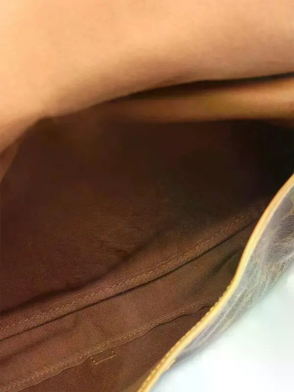 LOUIS VUITTON Monogram Saumur Shoulder Bag