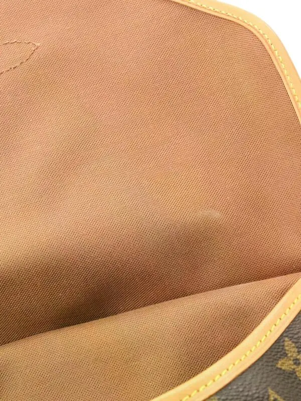 LOUIS VUITTON Monogram Saumur Shoulder Bag