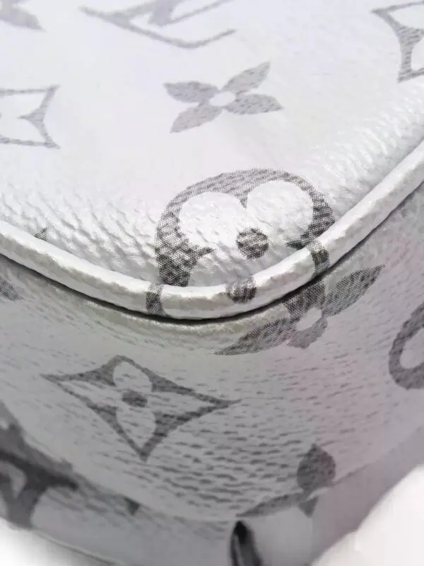 LOUIS VUITTON 2017 Monogram Reflective Messenger Bag