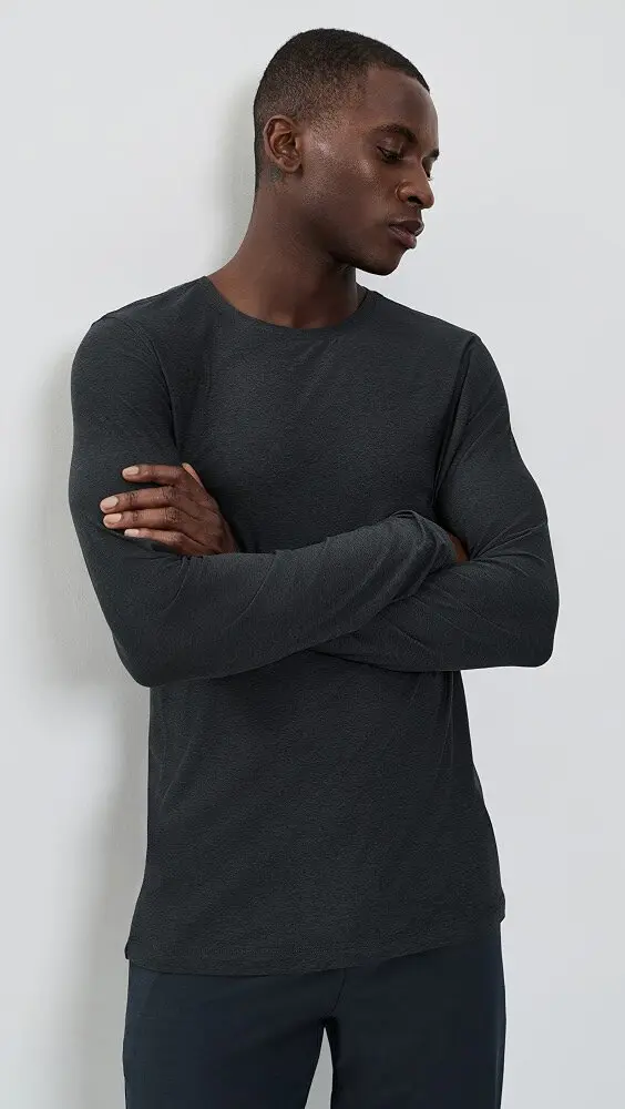 Vuori Long Sleeve Strato Tech Tee