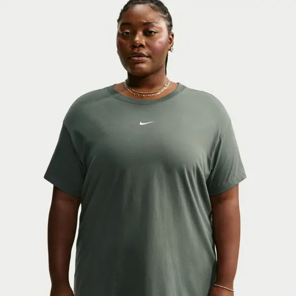 Nike Classic Oversized Short-sleeve T-shirt - Green