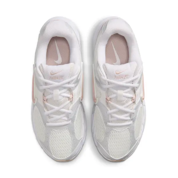 Nike V5 Rnr Athletic Sneakers