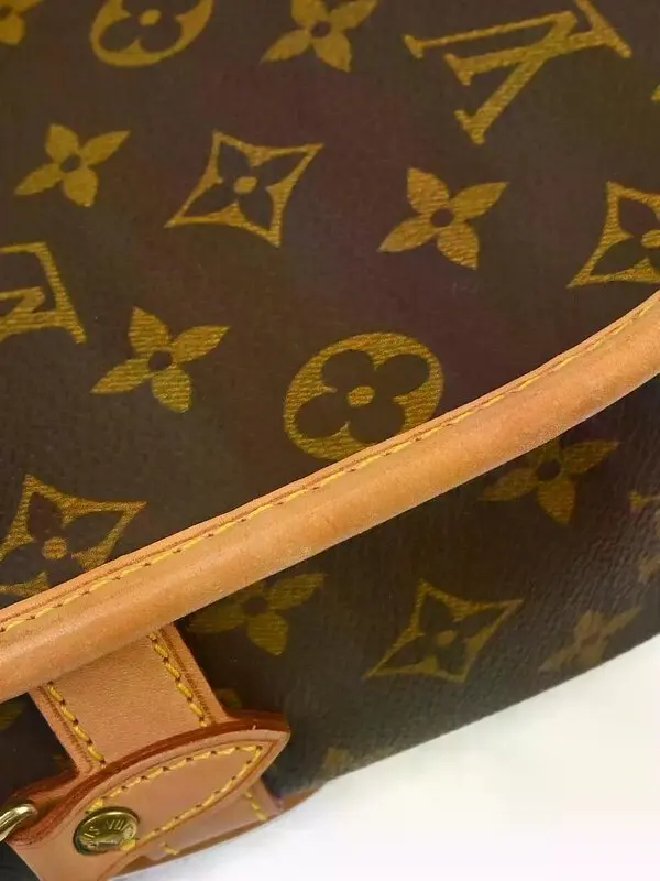 LOUIS VUITTON 2004 Sologne Shoulder Bag
