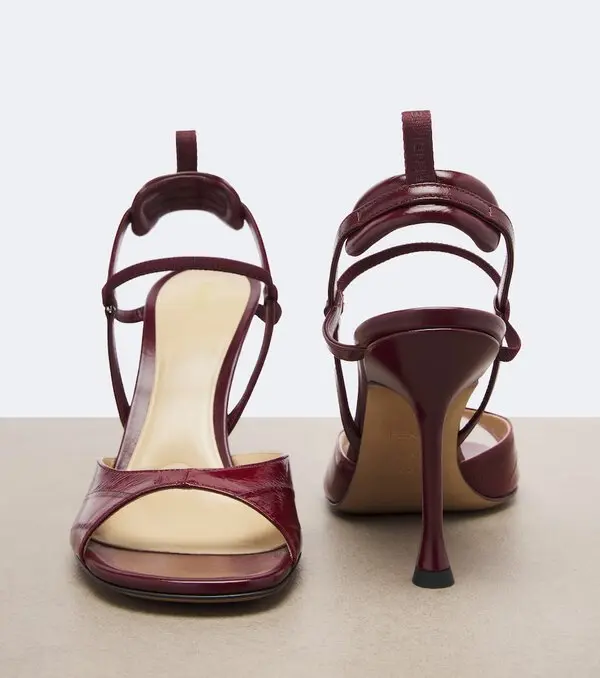Fendi Colibrì Leather Sandals