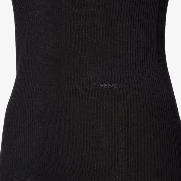 Fendi V-neck Ribbed Knit Sleeveless Top - Black