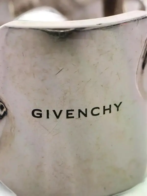 Givenchy 2010s Icon Ring