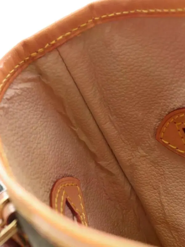 LOUIS VUITTON 2001 Pm Monogram Bucket Handbag