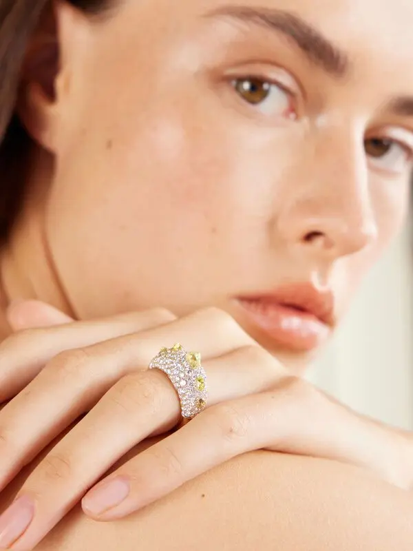 De Beers Talisman 18-karat Diamond Ring