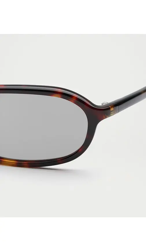 Chimi Edith Sunglasses In Brown
