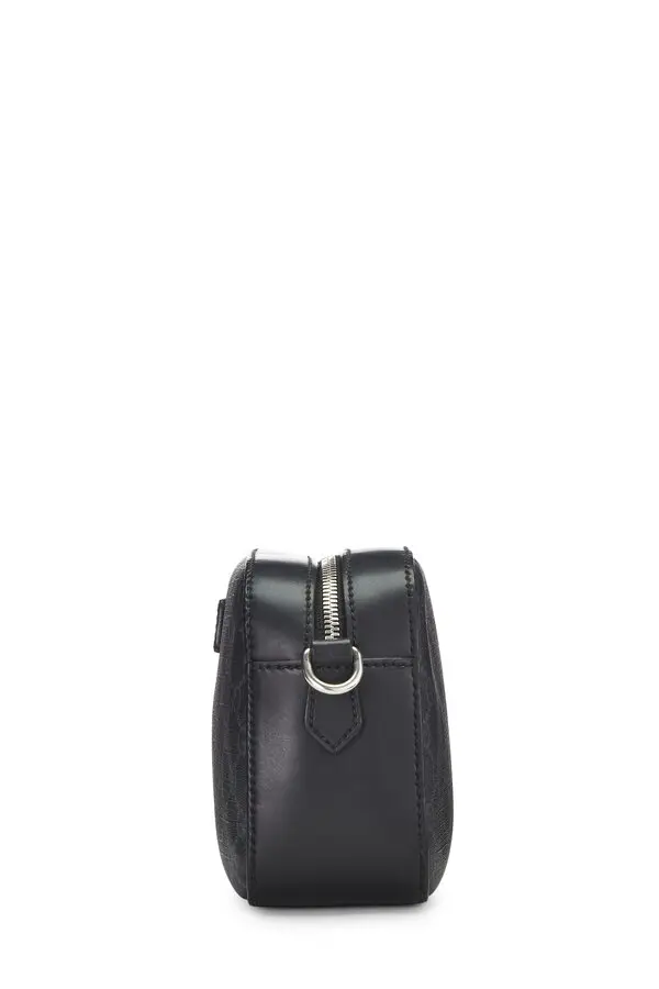 Gucci Gg Supreme Coated Canvas Crossbody Bag With Web Stripe