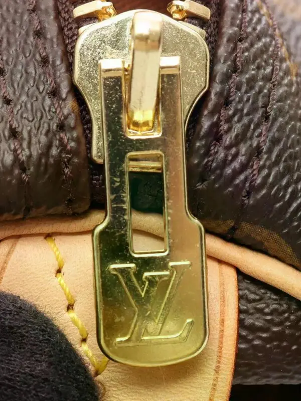 LOUIS VUITTON 2004 Monogram Keepall 45 Travel Bag