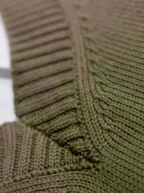 AMI Paris V-neck Sleeveless Sweater