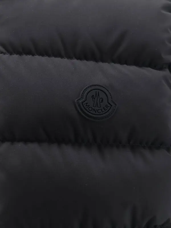 Moncler Sleeveless Down Jacket With Detachable Hood - Multicolor
