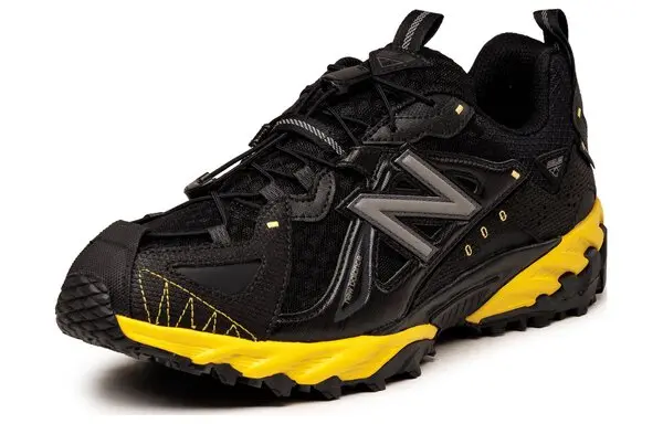 NEW BALANCE 610 Trail Running Sneakers - Black/yellow