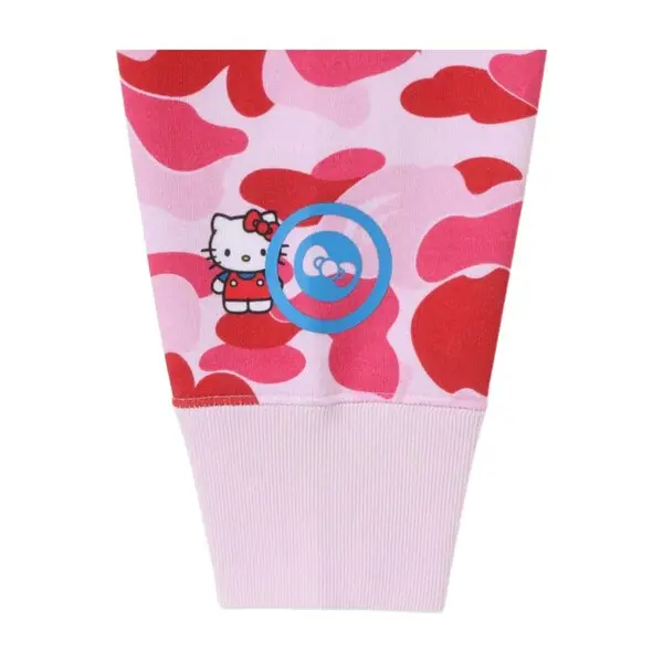A BATHING APE X Hello Kitty Camouflage Full Zip Hoodie - Pink