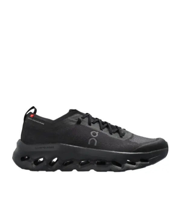 On Cloudtilt Moon Logo-detail Lsneakers - Black