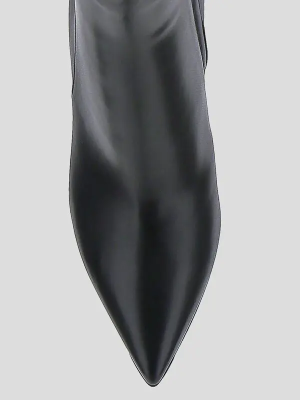 GIANVITO ROSSI Classic Pointed Ankle Boots