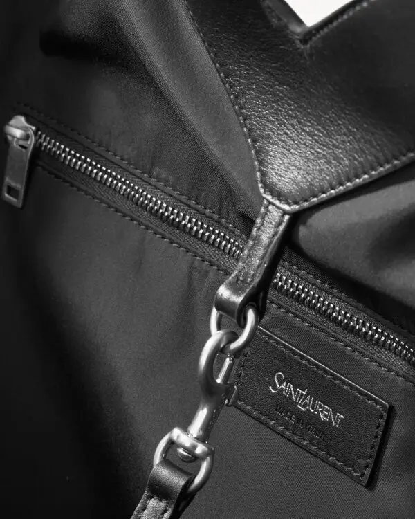 Saint Laurent Large Y-logo Tote Bag