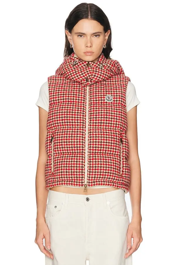 Moncler Niverolle Vest In Red