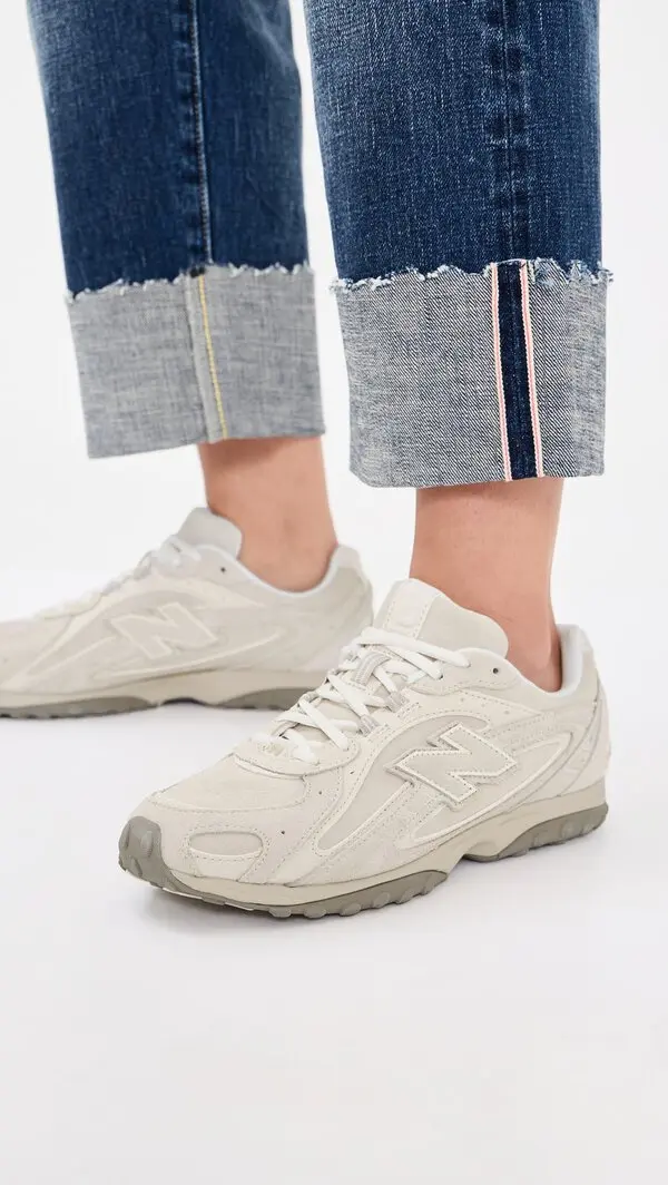 NEW BALANCE 204l Sneakers M 8/ W