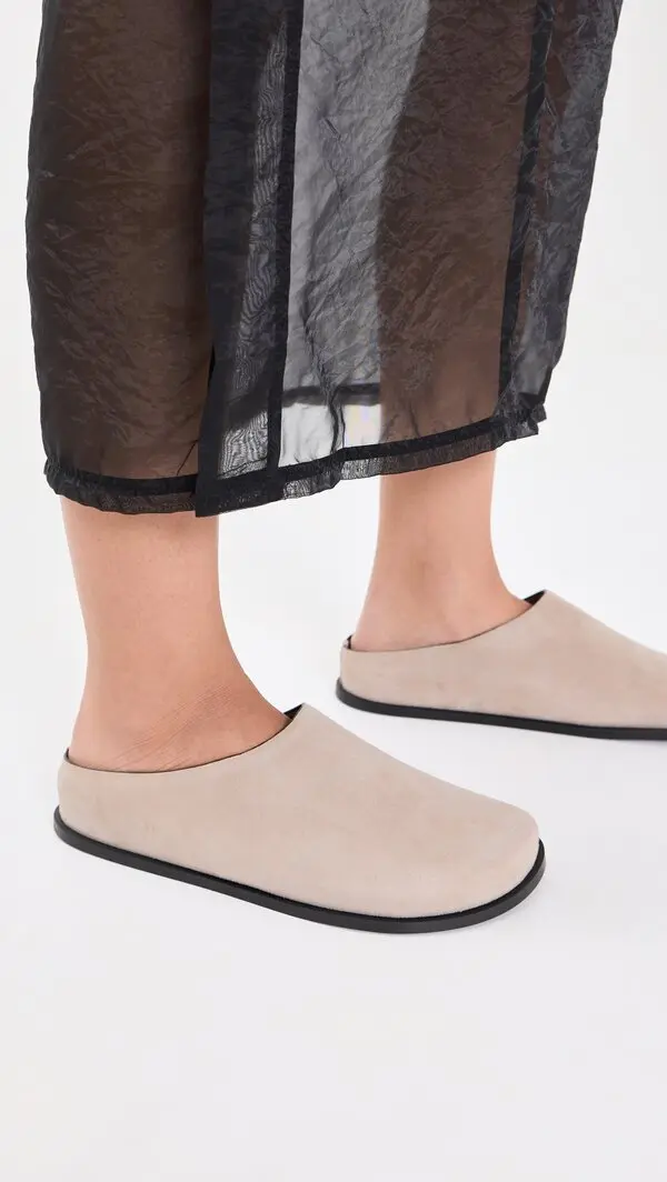 A.emery Lou Clogs