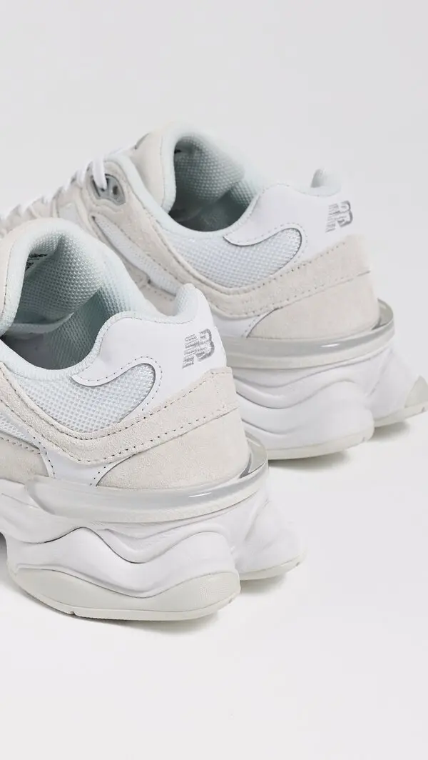NEW BALANCE 9060 Low Top Sneakers - Grey/white