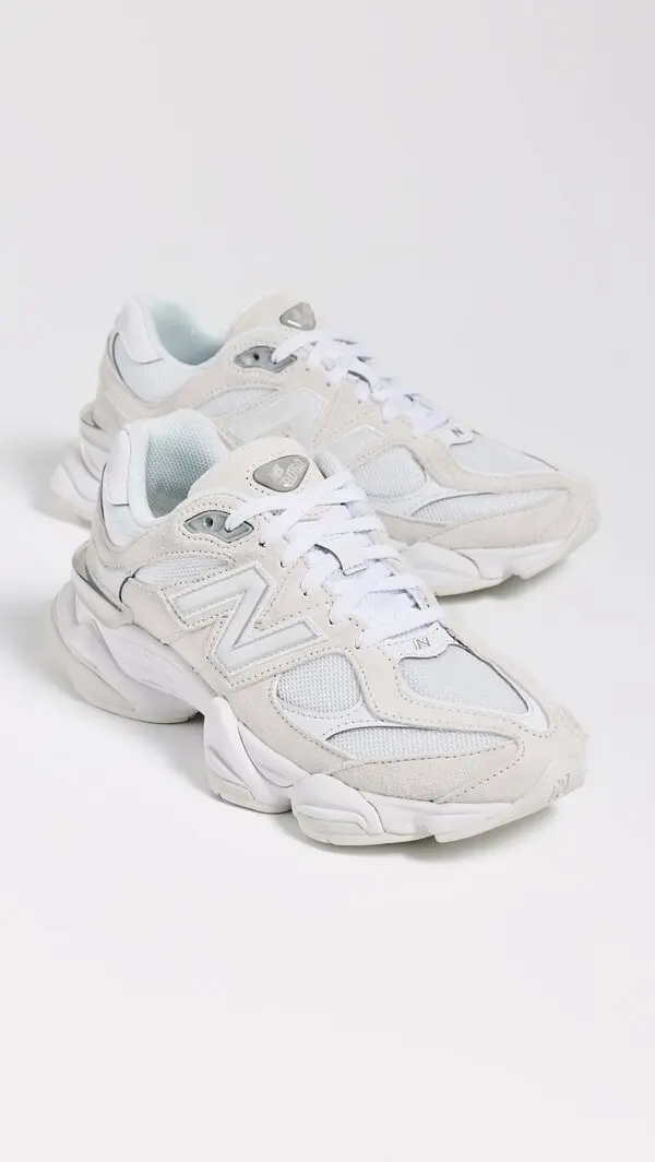 NEW BALANCE 9060 Low Top Sneakers - Grey/white