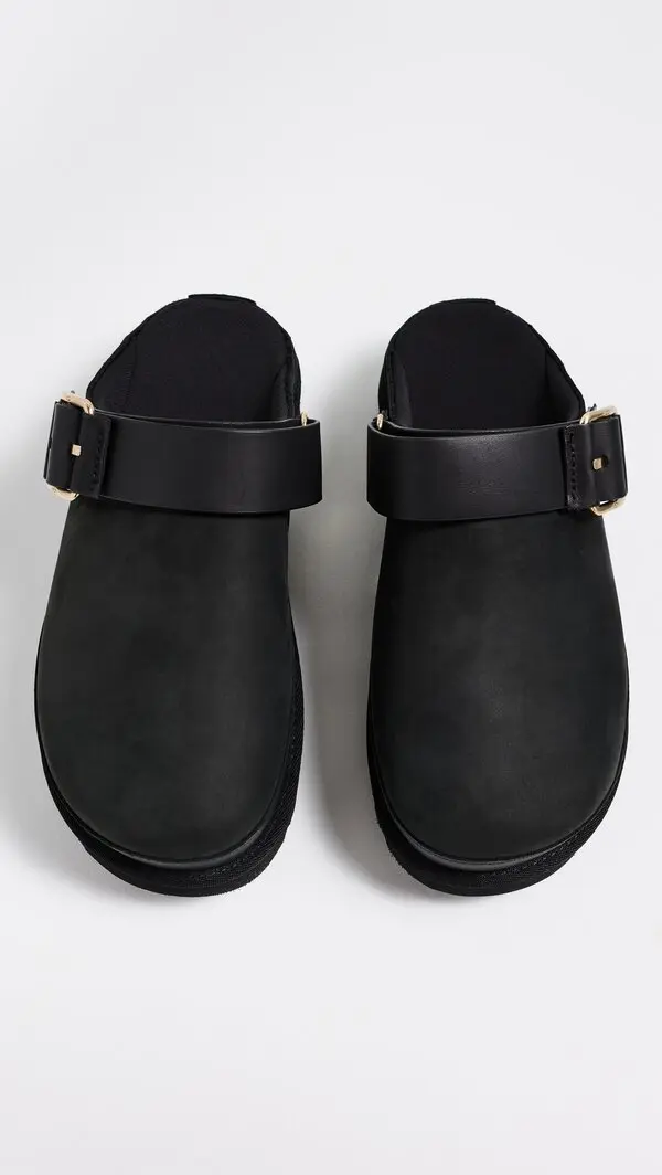 UGG Goldenstar Villa Clogs