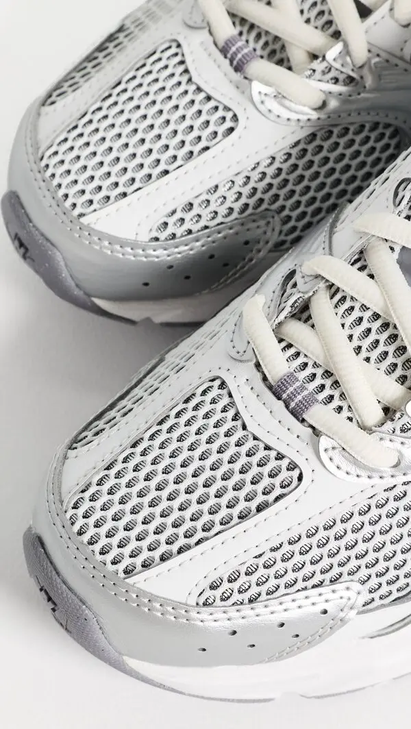 NEW BALANCE 530 Athletic Sneakers - Grey/grey