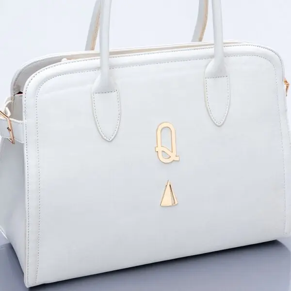 VAZAF Q Bag Tote - White