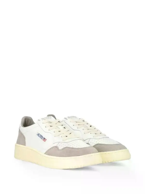 AUTRY Medalist Low Sneakers In Leather And Cement Suede