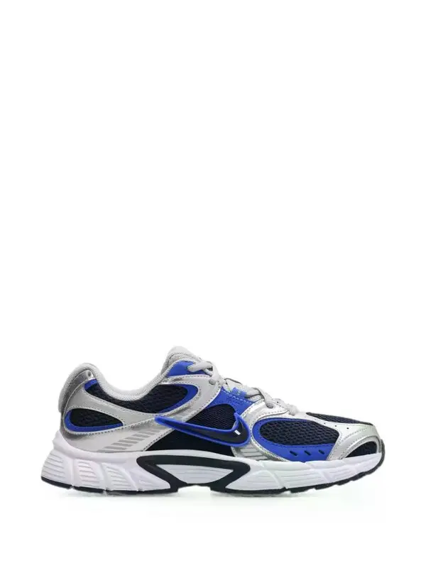 Nike V5 Rnr Sneakers