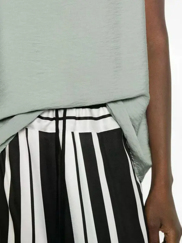 BETTY BARCLAY Textured Finish Round Neck Blouse