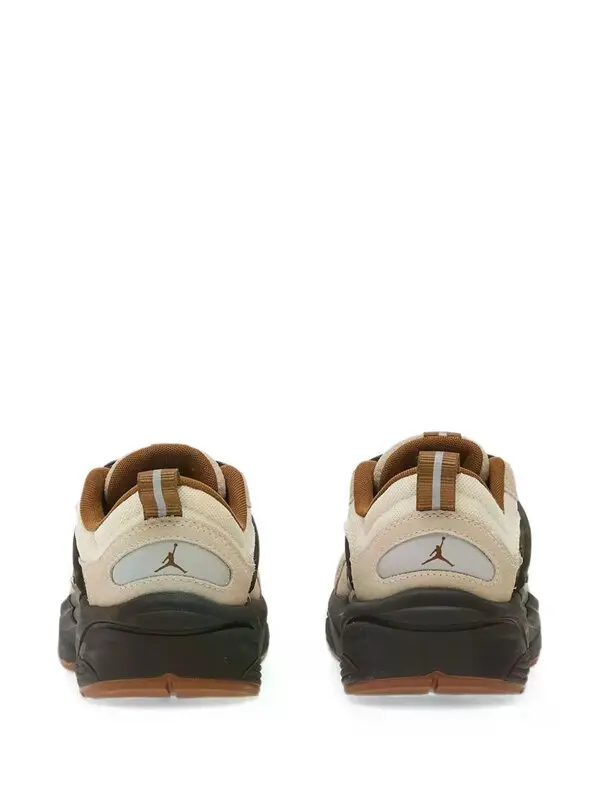 JORDAN Trunner O/s Sneakers