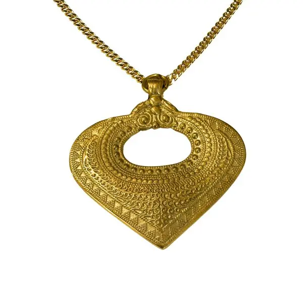 Rachel Nathan Heart Shaped Medallion Necklace - Gold