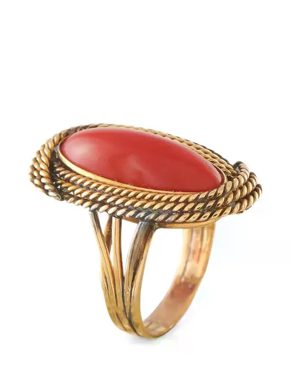 LB EXCLUSIVE 14k Yellow Oval Coral Cabochon Ring