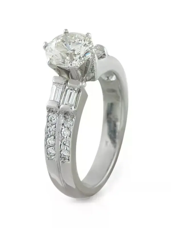 LB EXCLUSIVE Solitaire Diamond Ring - Silver