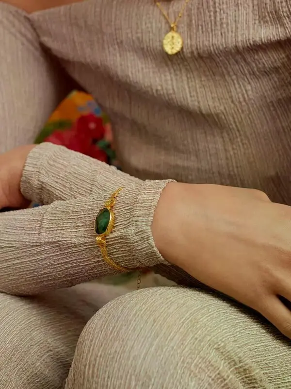 OTTOMAN HANDS Daphne Emerald Chain Bracelet